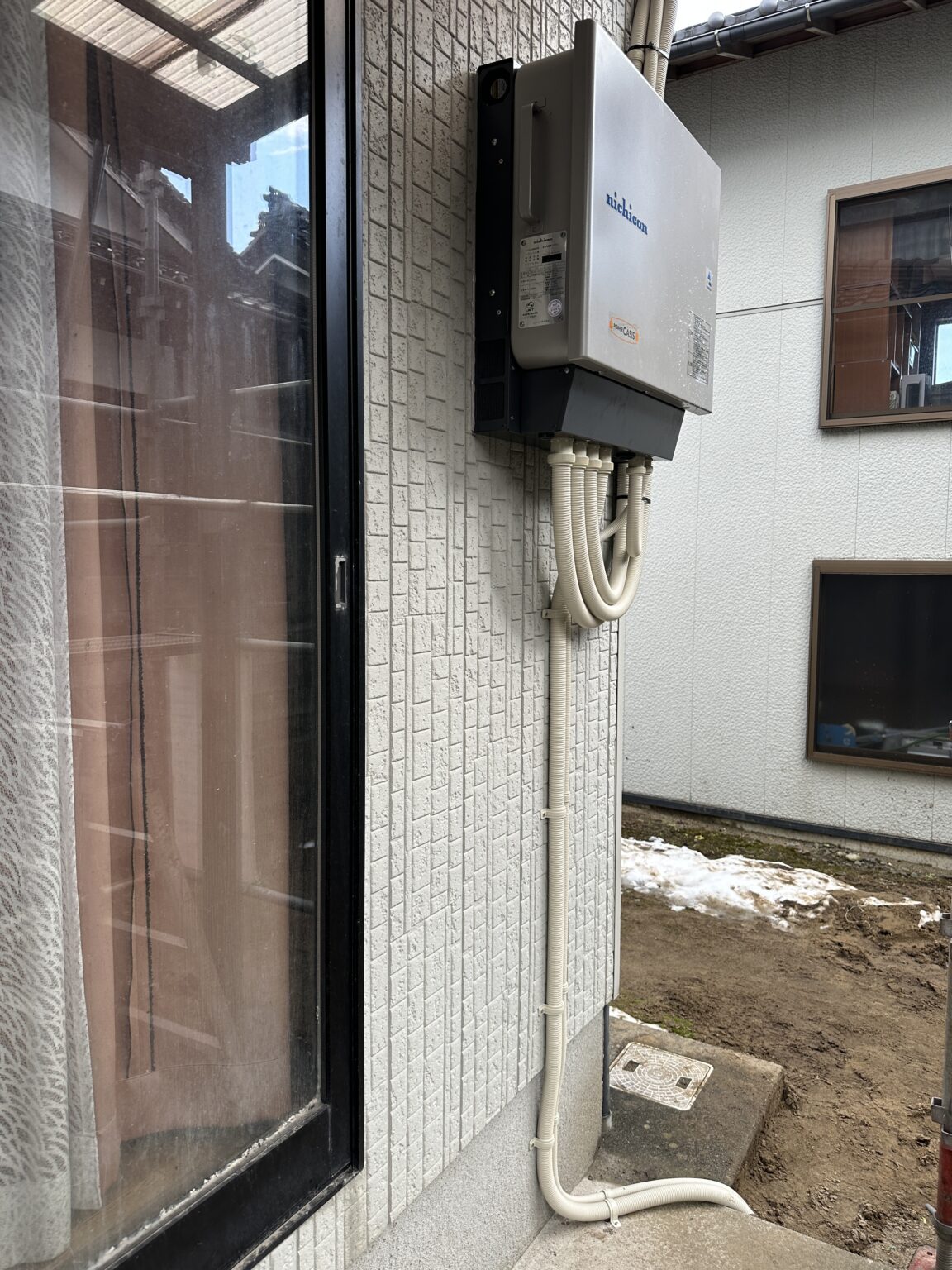 酒田市 佐藤工（投稿者）邸 ニチコンT3蓄電池7.4kWh、V2H一体型 | 荘内電気設備株式会社