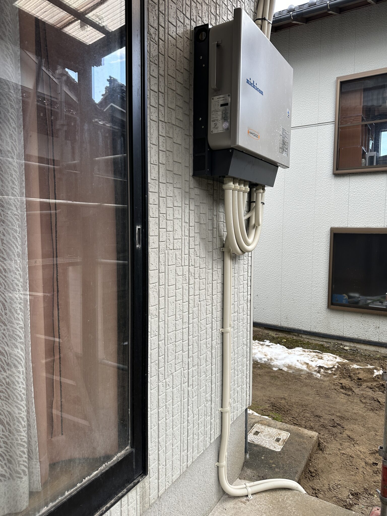 酒田市 佐藤工（投稿者）邸 ニチコンT3蓄電池7.4kWh、V2H一体型 | 荘内電気設備株式会社